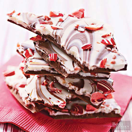 10+ Things to Do With Broken Candy Canes * The Holidaze Craze