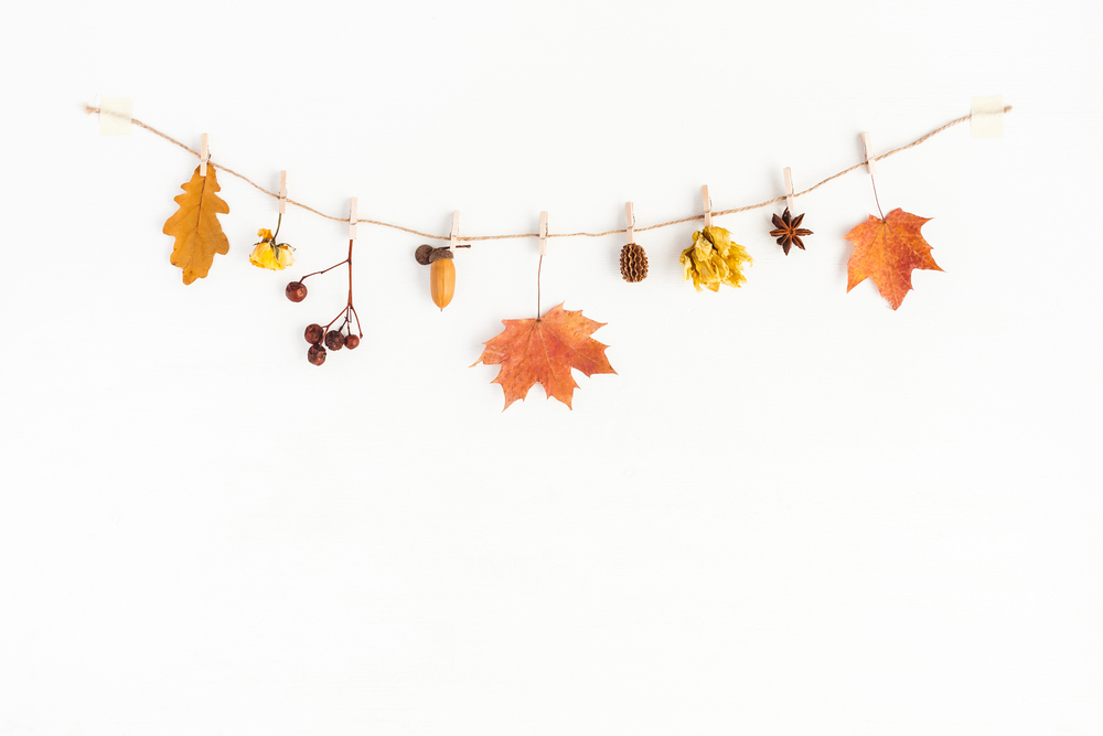 Fall Garland Decor Ideas * The Holidaze Craze