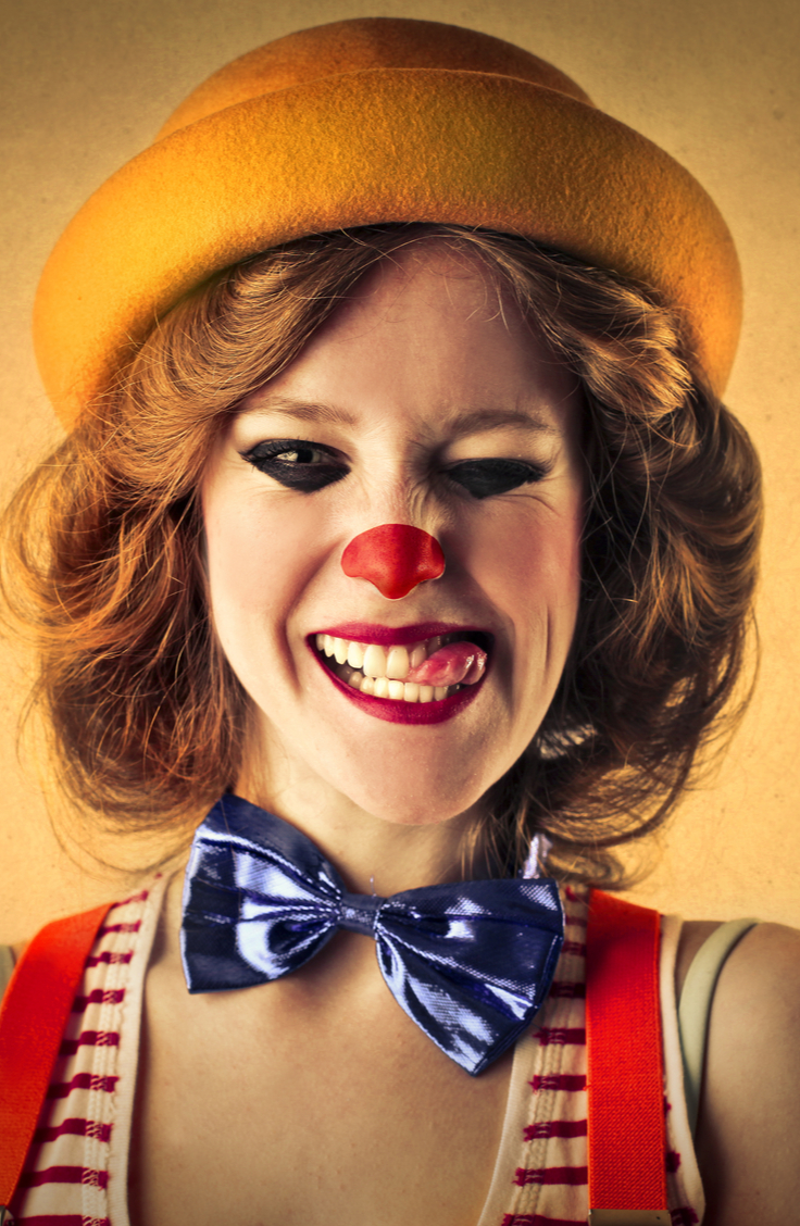 Clown Makeup: Cute, Creepy, Easy - Halloween - Theholidazecraze.com